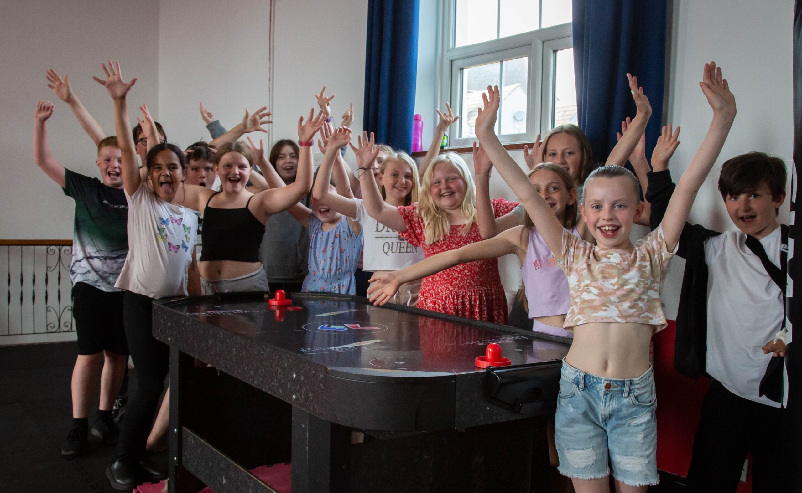 Measham and District Youth Club continues with help from the Sir ...