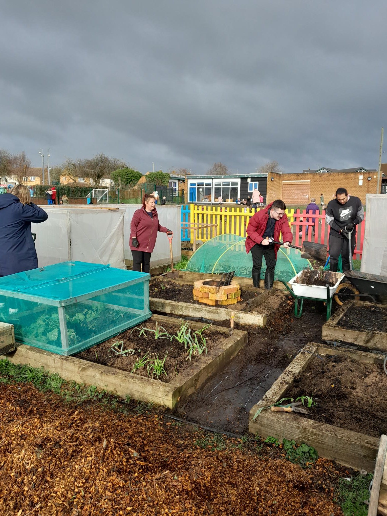 Green Gym continues with support from the Cambridge and Counties Bank ...